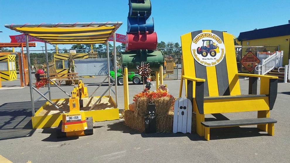 Landscaping Tarps Photo Gallery - Electra Tarp